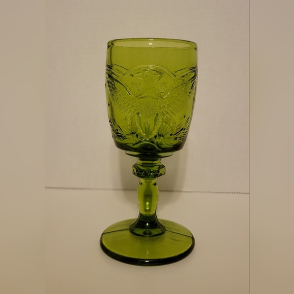 L.E. Smith | Accents | Vintage 96s Le Smith Eagle Pattern Stem Glass ...